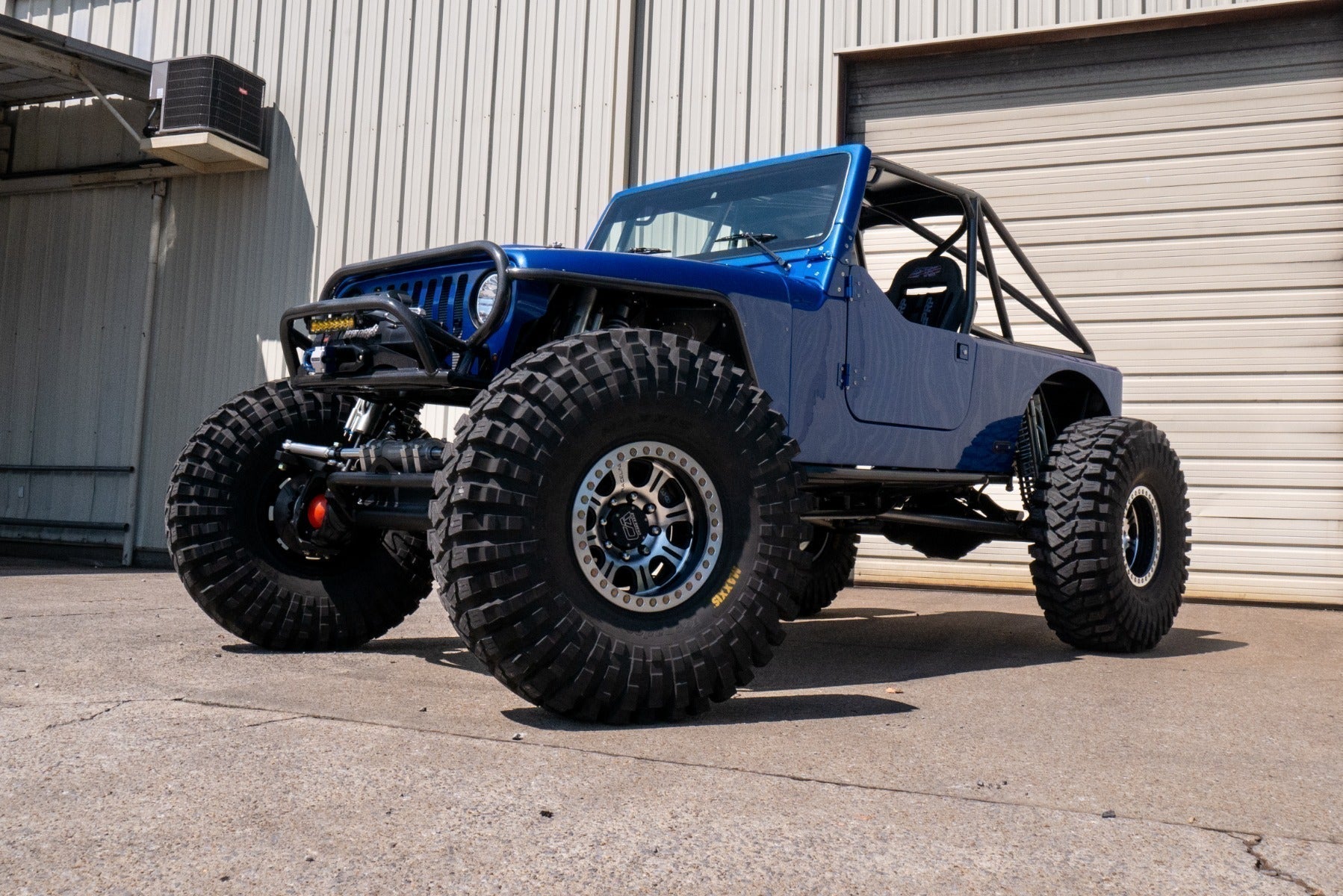 Crane Customer Showcase: Jeremy & Wendy Knight’s Jeep LJ on Ready-to ...